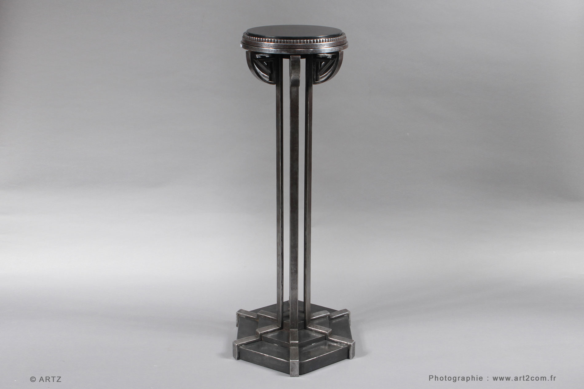 Colonnes art déco GALERIE ARTZ